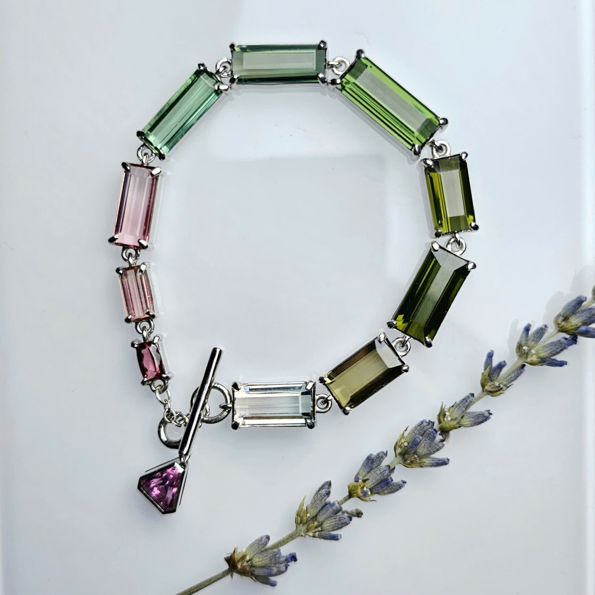 Lắc bạc và Tourmaline chuyển màu treo charm Spinel - Trang sức Lajew